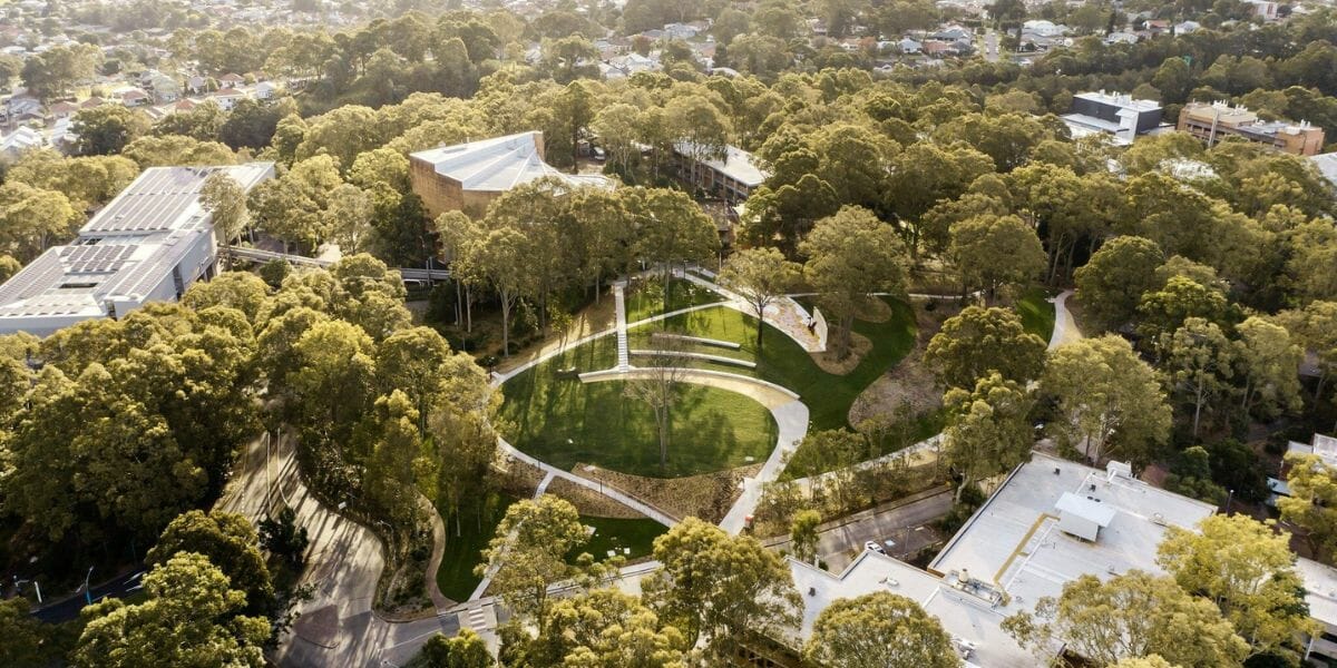 Callaghan Suburb Guide – Leah Jay